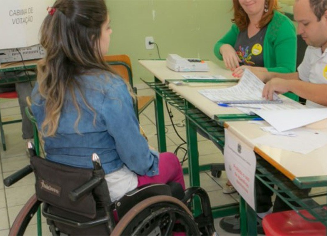 Jornal Somos - O DIREITO AO VOTO DE PESSOAS COM DEFICIÊNCIA NAS ...