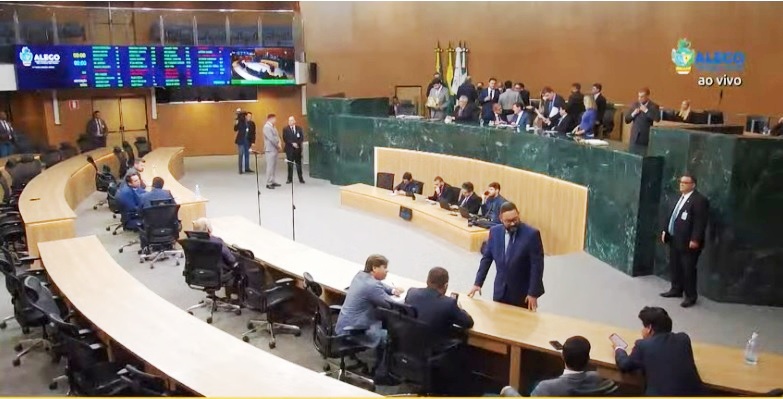 Jornal Somos - Projeto da Fundeinfra é votado e aprovado em sessão ...