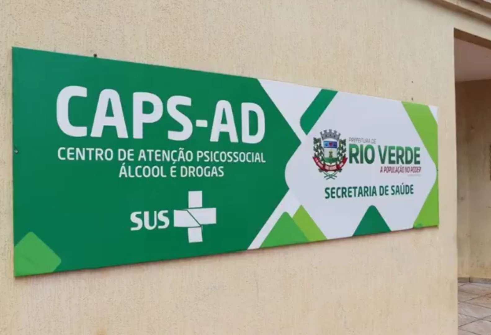 Jornal Somos - Atendimentos da Saúde Mental são transferidos ao CAPS-AD